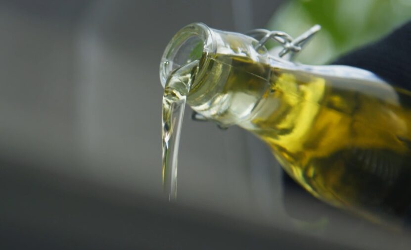 How to Use Truffle Oil - Recipies, Substitutions & Benefits